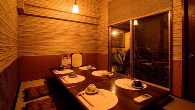 【県庁前駅徒歩3分】座敷・掘りごたつ席付の居酒屋スペース。パーティ・ロケ撮影・会議などに!の写真1