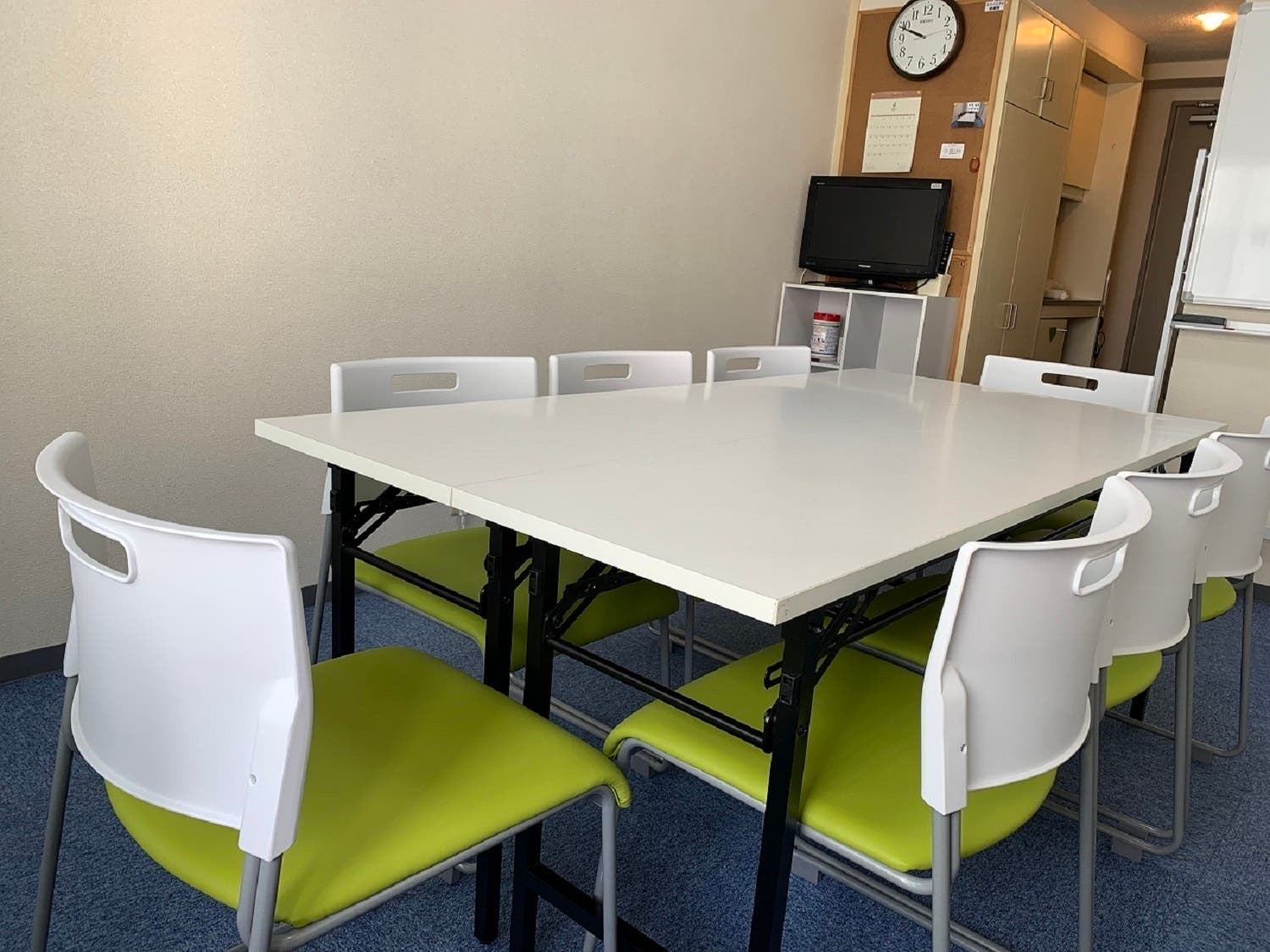 女性利用多数（日本橋駅・茅場町駅歩3分）各種教室、会議、商談、面接、研修、撮影、ボードゲーム、自習等に最適な個室スペースの写真8