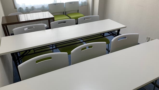 女性利用多数(日本橋駅・茅場町駅歩3分)各種教室、会議、商談、面接、研修、撮影、ボードゲーム、自習等に最適な個室スペースの写真13