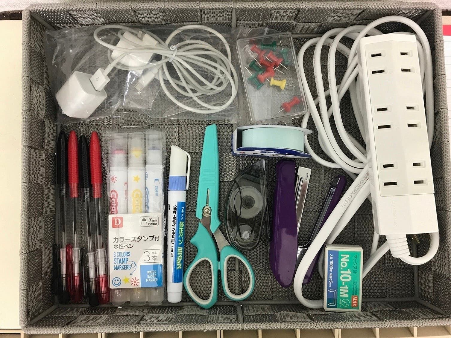 女性利用多数（日本橋駅・茅場町駅歩3分）各種教室、会議、商談、面接、研修、撮影、ボードゲーム、自習等に最適な個室スペースの写真21