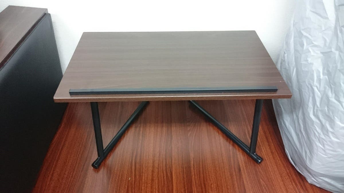 小型テーブルの画像1