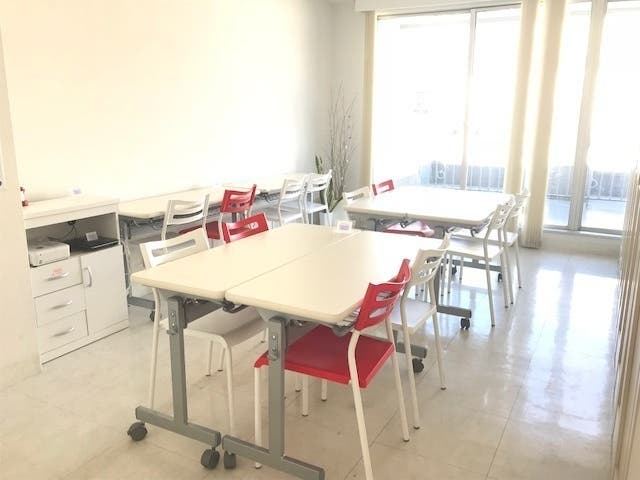 【渋谷】大ルーム ~白を基調としたおしゃれな会議室~【渋谷駅徒歩6分】の写真6