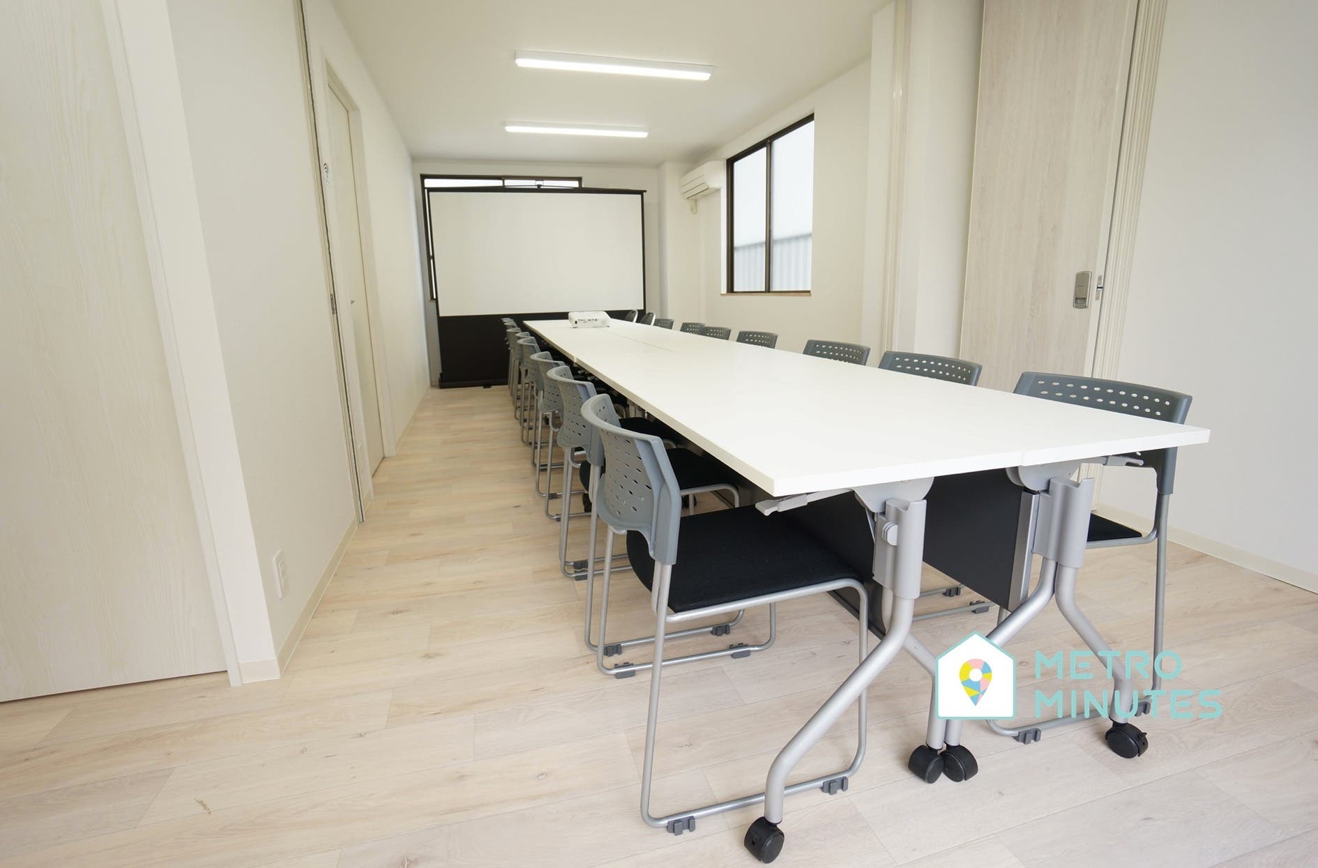 ＜葛西BASE会議室＞葛西駅徒歩3分🚃Wi-Fi📶プロジェクター🎥会議/セミナー/ワークショップ/ボードゲームの写真9