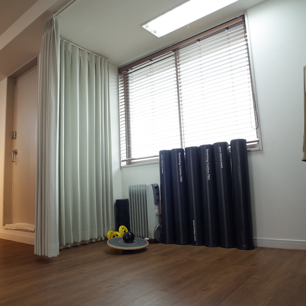 自然光／３面採光／姿見／プロジェクター【駒沢大学駅徒歩４分】会議や撮影におすすめの明るいスペースです♪の写真8