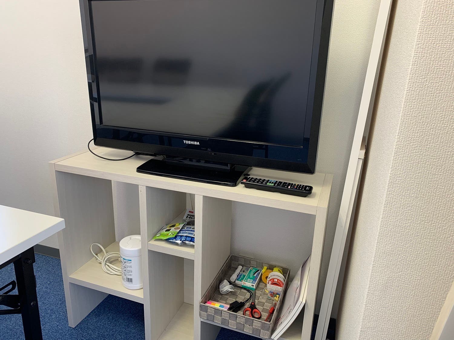 リピーター多数【東西線飯田橋歩30秒・ＪＲ飯田橋歩3分】各種教室、会議、商談、面接、研修、撮影、ボドゲ等に最適な個室スペースの写真10