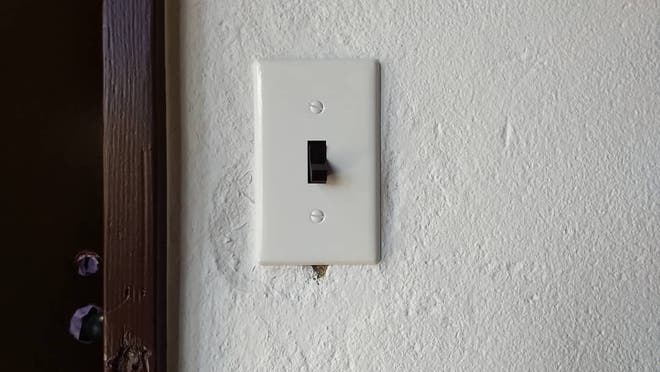 384㎡の贅沢な空間:離れ付きの庭とサンルームのある邸宅の写真11