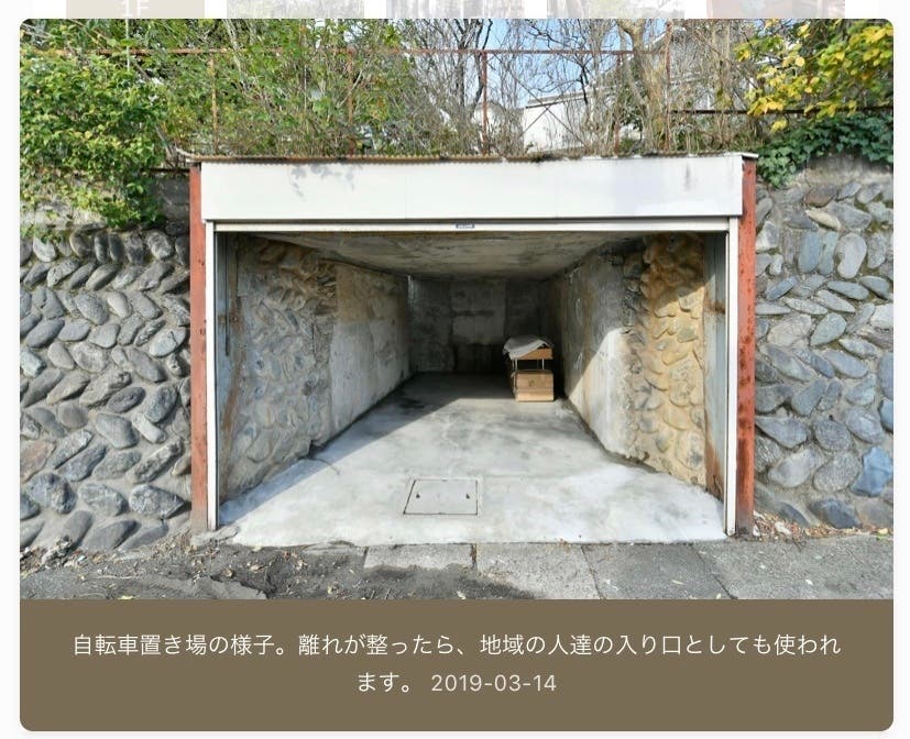 384㎡の贅沢な空間：離れ付きの庭とサンルームのある邸宅の写真19