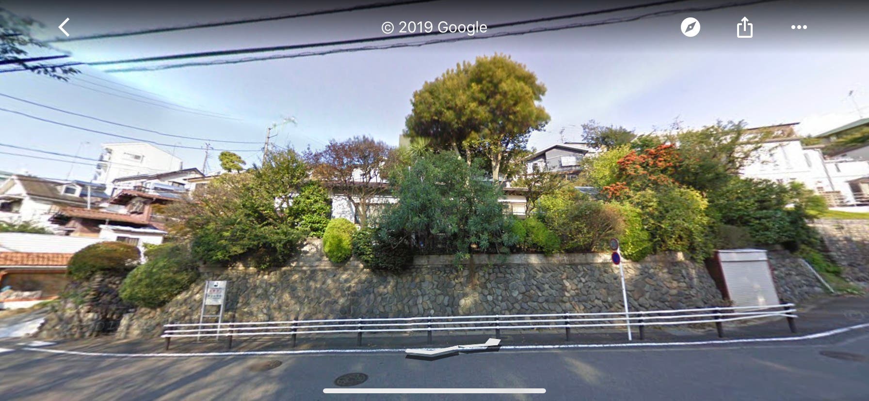 384㎡の贅沢な空間：離れ付きの庭とサンルームのある邸宅の写真26