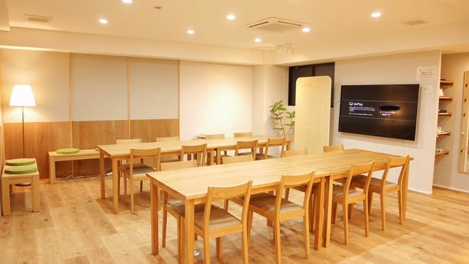 浜松町・大門・御成門✨キレイ清潔✨広々66㎡キッチン付高規格スペース🐤会議・撮影・パーティ🎉65型4Kモニター高速WiFiの写真6