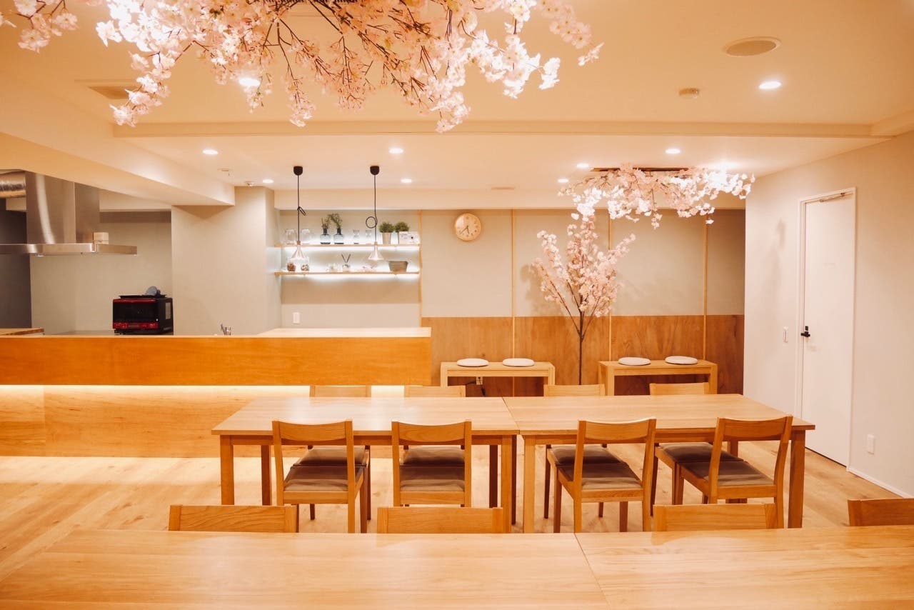 浜松町・大門・御成門✨キレイ清潔✨広々66㎡キッチン付高規格スペース🐤会議・撮影・パーティ🎉65型4Kモニター高速WiFiの写真13