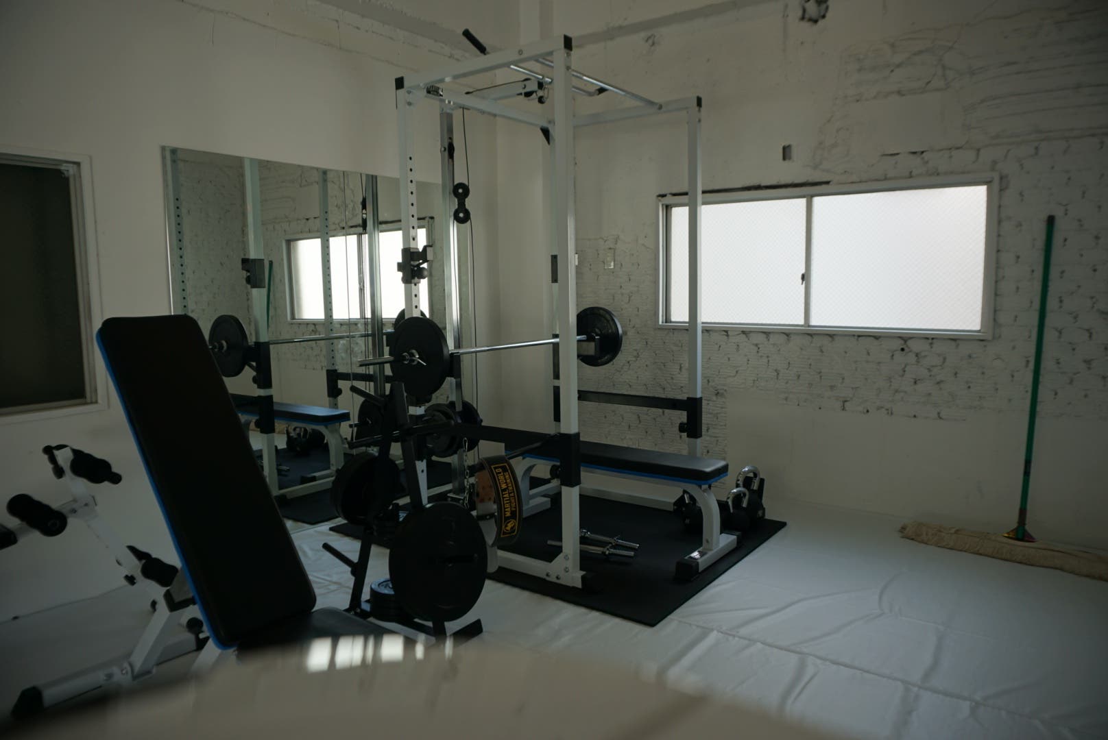 博多駅前キックボクシングジム！トレーニング、セミナー、研修、女子会などなど、自由にご利用ください！！の写真5