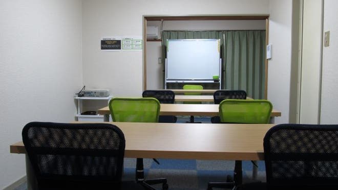 《熊本市のお気軽会議室》 上通り・並木坂・藤崎宮前駅・通町筋電停からすぐのレンタルスペースの写真4