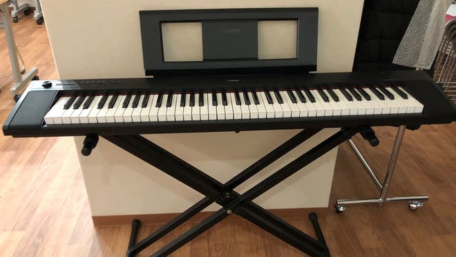 福岡市中央区の音楽スタジオ!グランドピアノ・グランドハープ・エレクトーン設置!練習・ミニコンサートに!の写真3