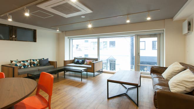 キッチン付きリノベーションスペースの写真1