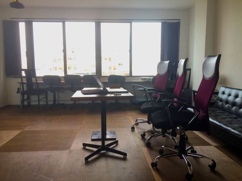 【ispace365】宜野湾市上原のおしゃれレンタルスペースの写真11