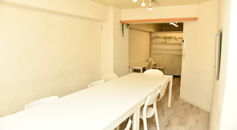 {スペースコナ銀座２階}リニューアルopne⭐️室内は自然素材の珪藻土。教室、セミナー、会議、演奏などに！