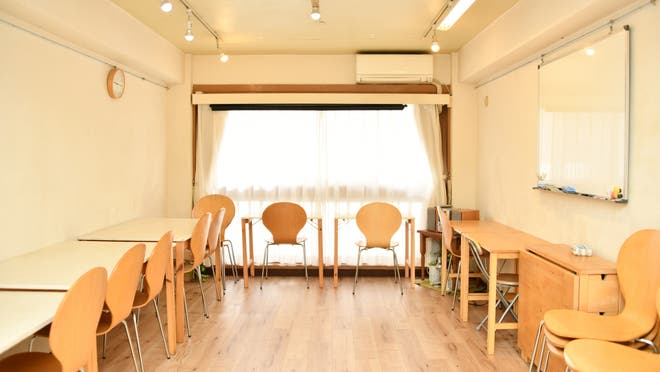 {スペースコナ銀座3階}リニューアルopne⭐️室内は自然素材の珪藻土。教室、セミナー、演奏レッスン、会議などに!の写真2