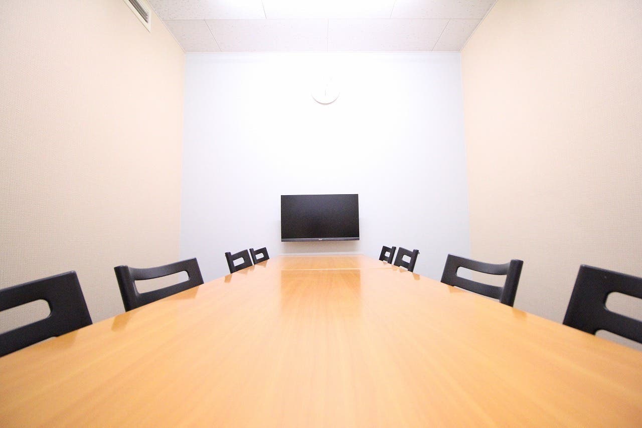 【東京駅最安！東京駅2分】会議に！モニター/WiFi/複合機全て無料！ふれあい貸し会議室 八重洲No13の写真8
