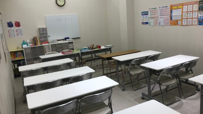 栂・美木多駅前 商業施設トナリエ栂・美木多3F 書店内にある貸し教室ですの写真1