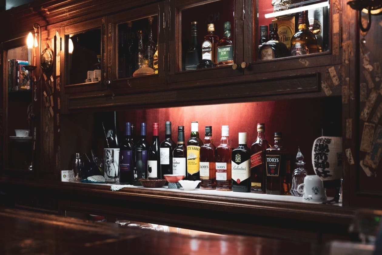 昭和レトロ感あふれるスナック空間　観光の休憩場所や仲間との団らんに ペット可の写真14