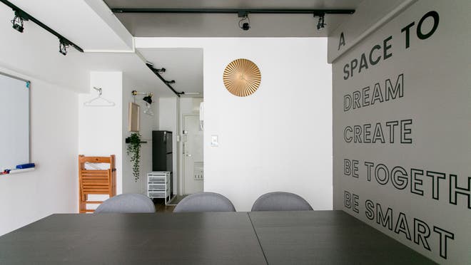 リノベーションしました!【池袋駅東口徒歩3分】WiFi無料+大型液晶モニター設置!の写真6