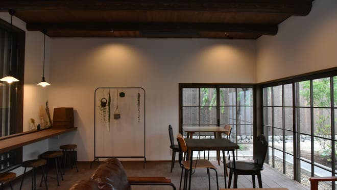 大阪市内から30分でタイムスリップ【富田林寺内町】町家カフェの和モダンな古民家空間スタジオで写真・動画撮影などで最高の一枚を!の写真6