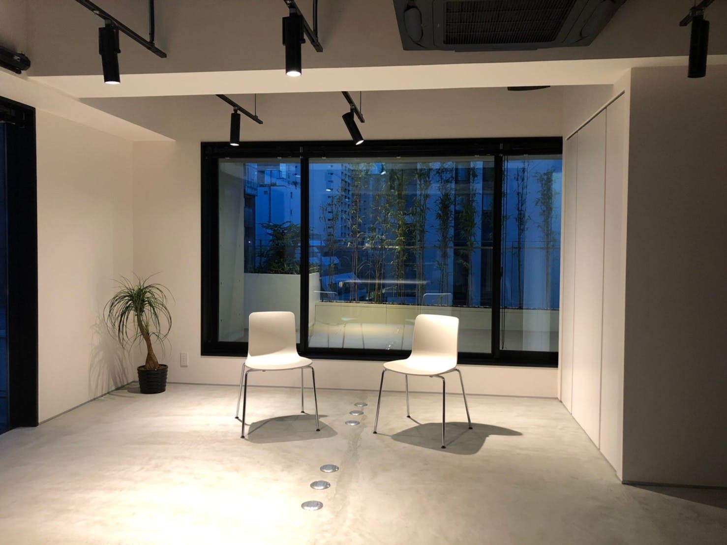 ZEN【 赤坂駅 4分 】ロケ撮影OK ! 撮影機材あり♦会議  セミナー にも！和室有 全室禁煙 ♥ 飲食 ゴミ捨て OK★の写真16