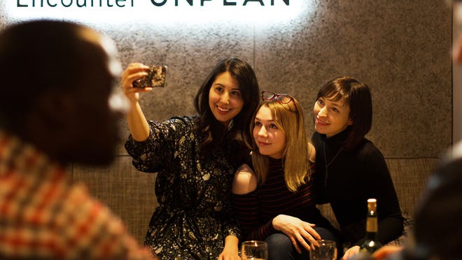 新宿三丁目10分🚶♂️カラオケバー🍷🎤 撮影可能🎥 (最大25名収容)の写真13