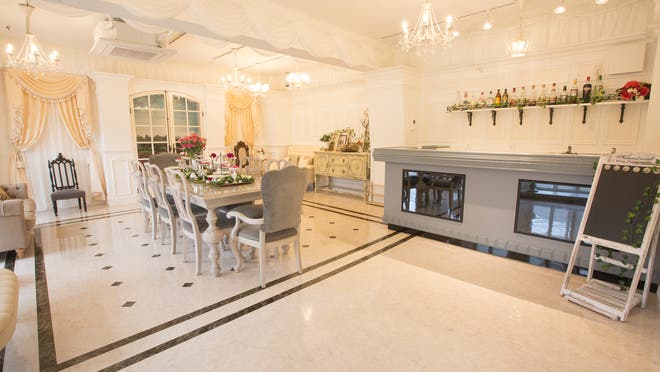 ゴシックなヨーロッパの古城、コテージガーデン、薔薇園をイメージし世界観を重視した撮影スタジオ、イベント・レンタルスペース。の写真8