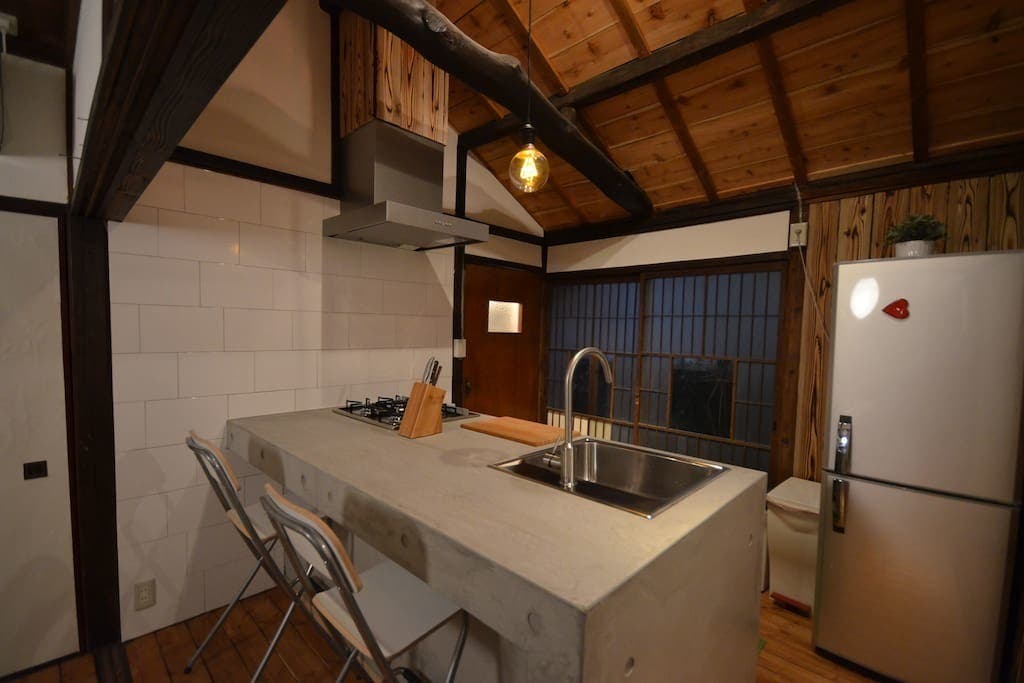古民家『禅』フルリノベ、お洒落なアイランドキッチンで料理会、女子会、BBQ、ミーティング、会議、飲み会利用の写真6