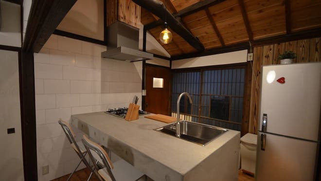 古民家『禅』フルリノベ、お洒落なアイランドキッチンで料理会、女子会、BBQ、ミーティング、会議、飲み会利用の写真6
