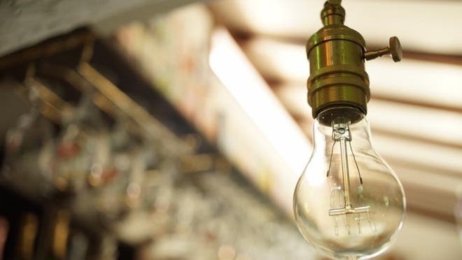 イギリス古民家造りのカフェ アンティークいっぱいの店内 季節の草花が咲いている庭 の写真7