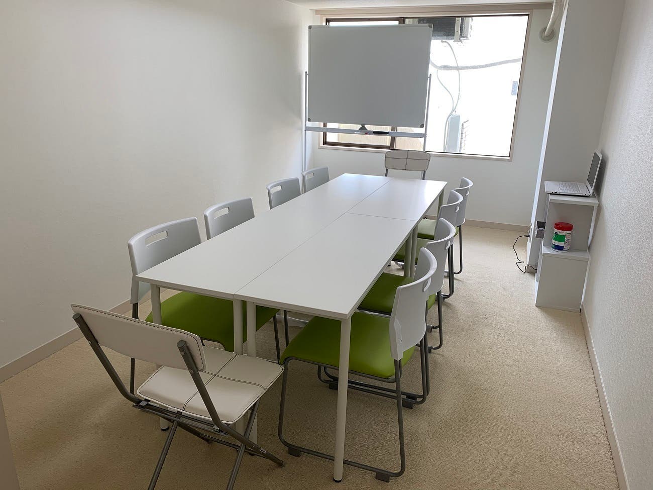 1号店//北口パルコ目の前【即予約可・高速度WiFi・除菌完備】各種教室、会議、商談、面接、撮影、ボードゲーム等に最適スペースの写真7