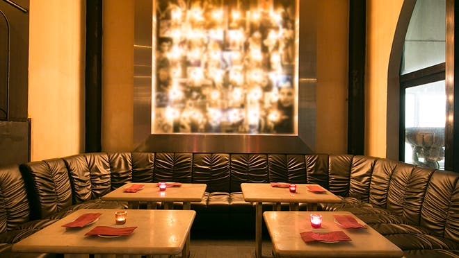 心斎橋駅徒歩3分 ラグジュアリーな贅沢空間のデザイナーズレストランの写真4