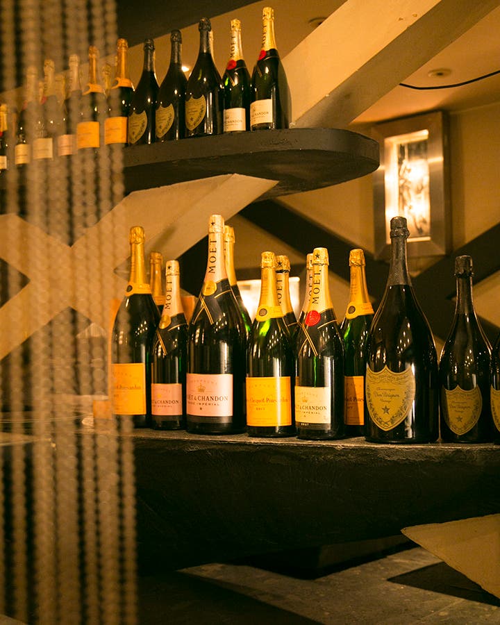 心斎橋駅徒歩３分 ラグジュアリーな贅沢空間のデザイナーズレストランの写真9