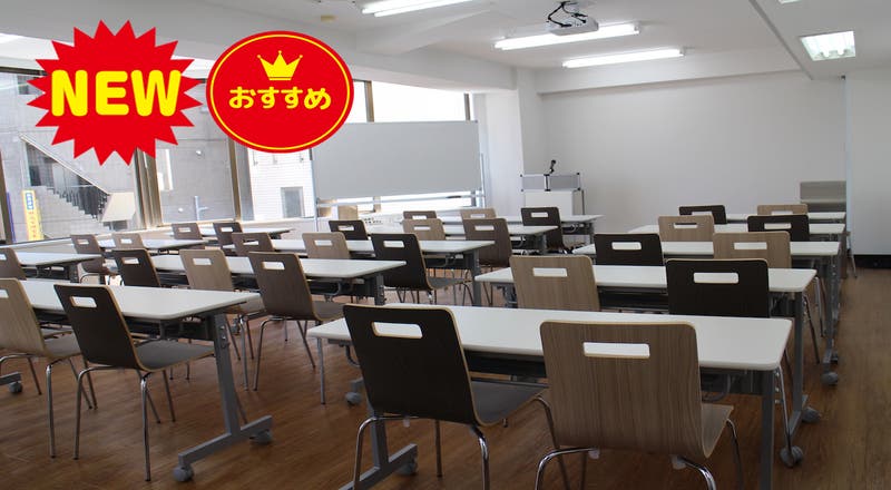 代々木駅前 30秒！貸会議室3F　業界初！近未来型ワン・デイ・スペース　受付「ロボフォンくん」
