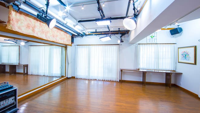 レッスン会場やスチール&動画撮影に最適なBスタジオ!!の写真2