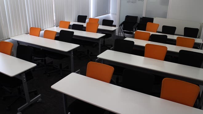 代々木駅前 30秒!貸会議室4F会議室2の写真10