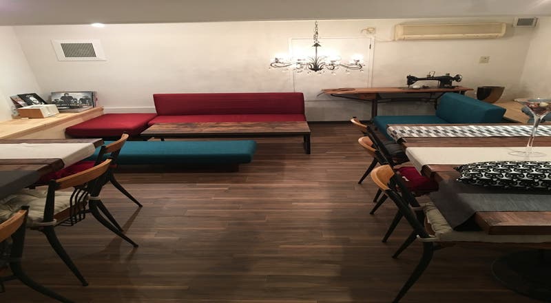 【最大18名】ソファとテーブル、完全個室。パーティー、女子会、ママ会。