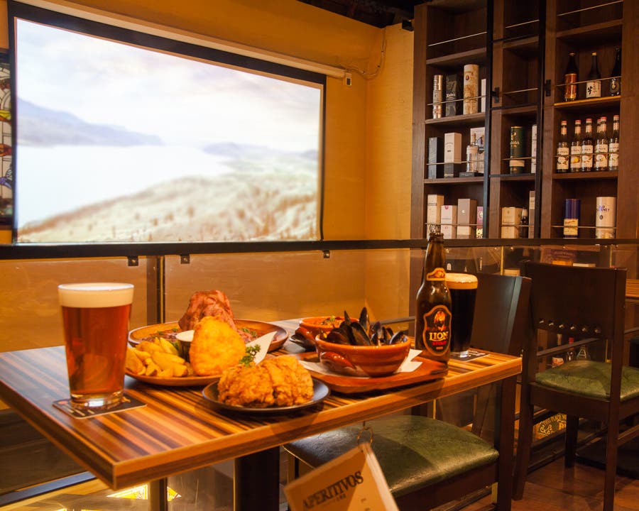 巨大プロジェクター付、誕生日会、ママ会、会議などのおすすめの写真6