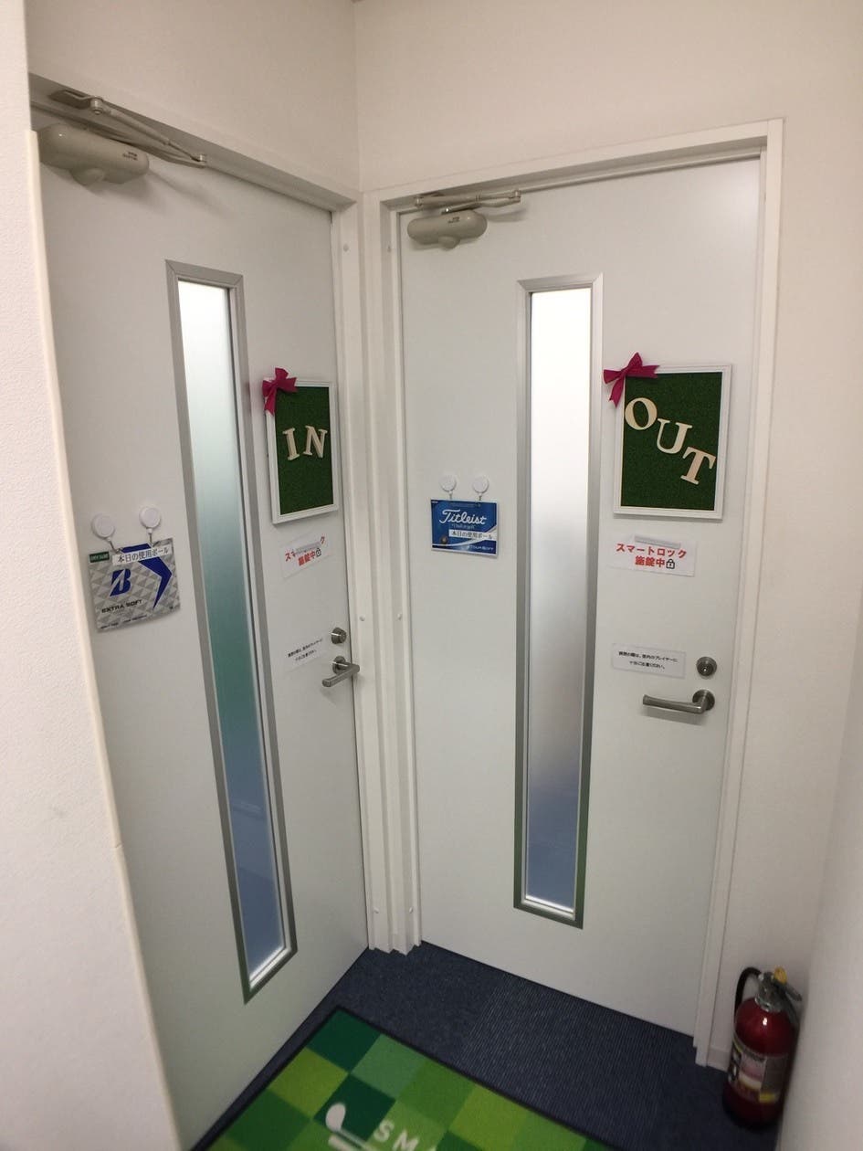 【GC3完備】完全個室の室内ゴルフ練習場の２号室（IN）。シミュレーターを使ったゴルフ練習・レッスン会・イベントや撮影会に！の写真18