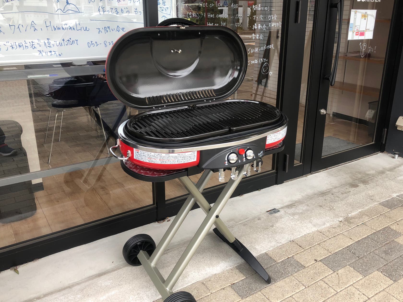 BBQガスグリル（コールマン　ロードトリップ® グリル LXE-JⅡ）の画像1