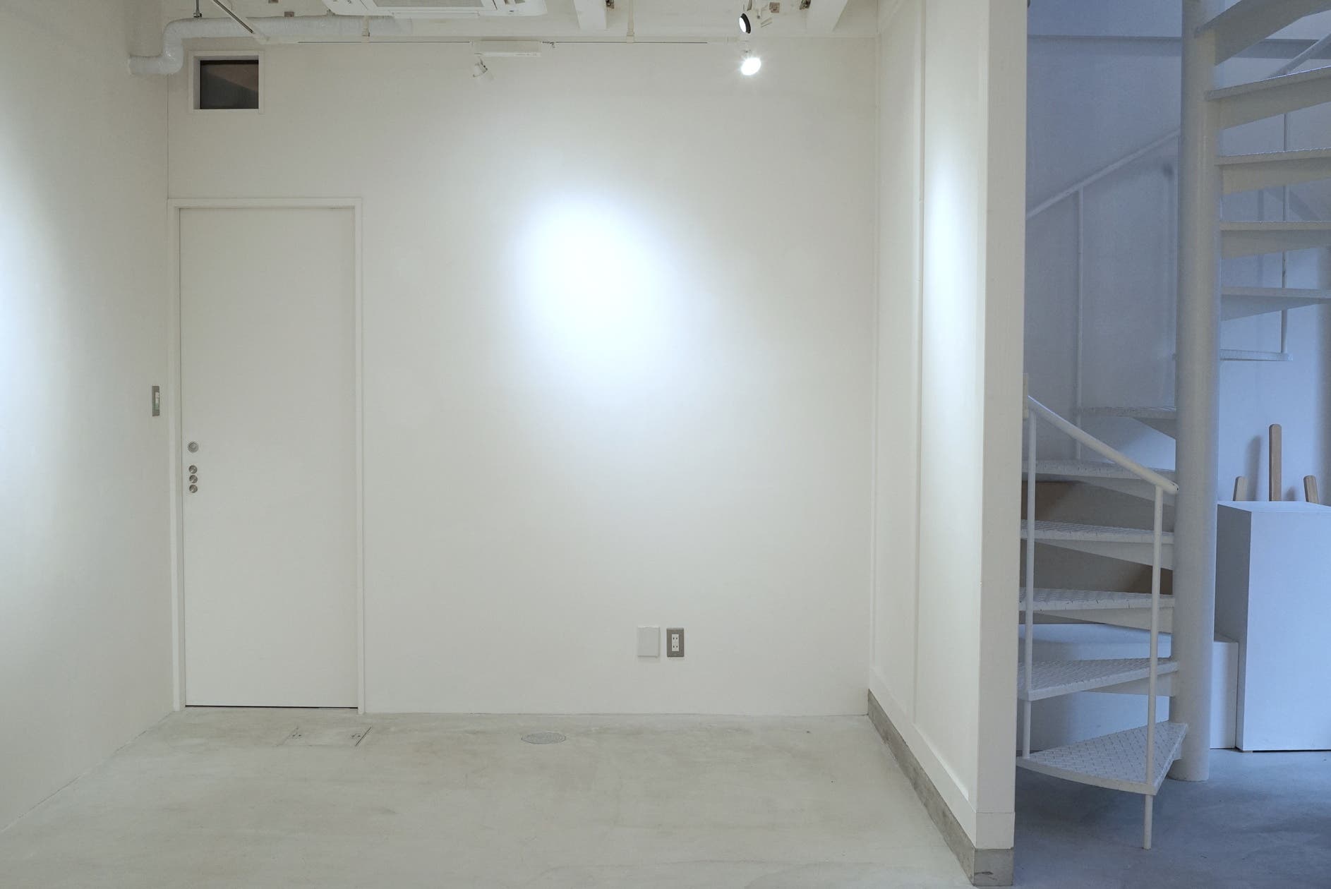 地下鉄烏丸線『丸太町』駅から徒歩８分！町屋をリフォームしたスペースです。の写真4