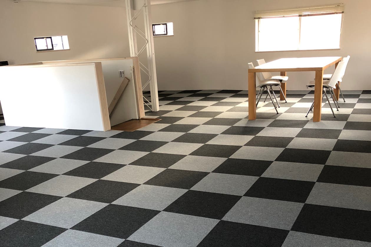 【阪急逆瀬川駅すぐ】100インチプロジェクター完備。セミナーやワークショップなどにご利用ください。の写真2