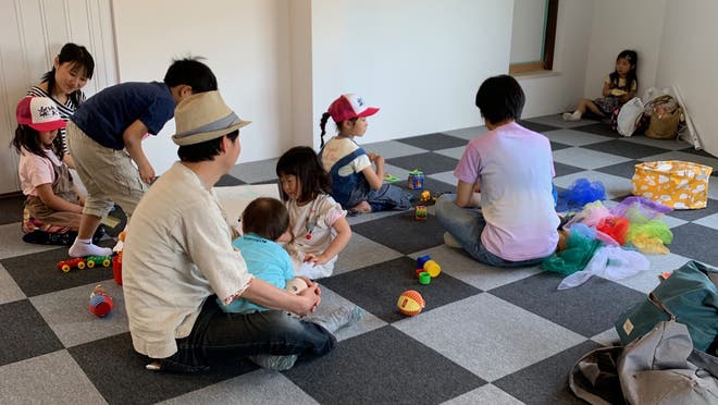 【阪急逆瀬川駅すぐ】100インチプロジェクター完備。セミナーやワークショップなどにご利用ください。の写真3