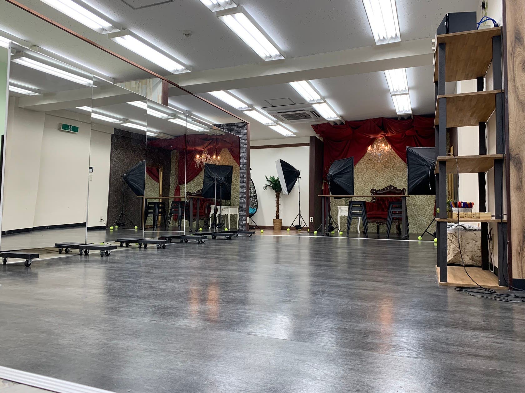 【広くて安い!!】撮影会/YouTube撮影/MV/アー写撮影にオススメ,全長4.5mの全面鏡アリの写真19