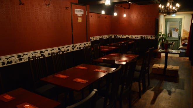 神戸・三宮一等地のフレンチバルを丸々貸し切り!プロジェクターやマイクも完備!の写真7