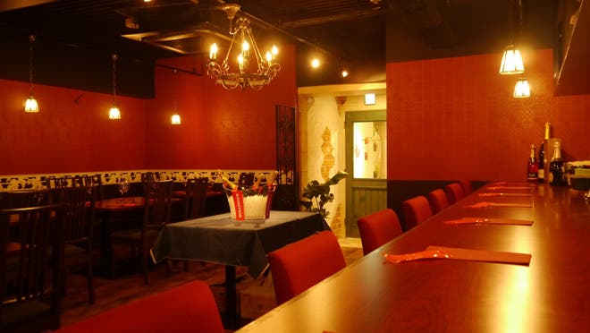 神戸・三宮一等地のフレンチバルを丸々貸し切り!プロジェクターやマイクも完備!の写真9