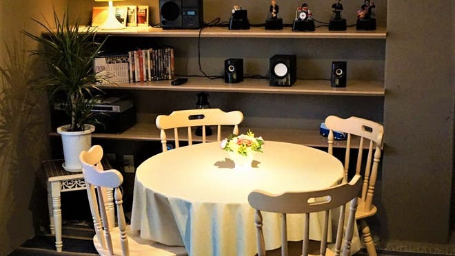 【西梅田・北新地】PapaHemingway モダンで落ち着いた大人の空間<Room501>の写真4