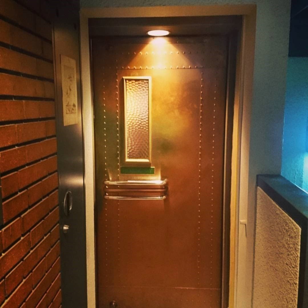 【西梅田・北新地】PapaHemingway　モダンで落ち着いた大人の空間＜Room501＞の写真5